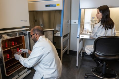 Students - Postdoctoral Fellows - Research Professors | Kelley ...